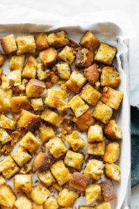 Cheezy Garlic Croutons Recipe - Pinch of Yum