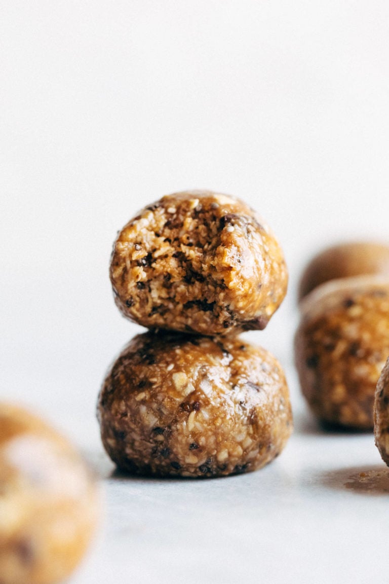 14 Low Sugar Snacks That Actually Kind Of Taste Like Dessert - Pinch of Yum