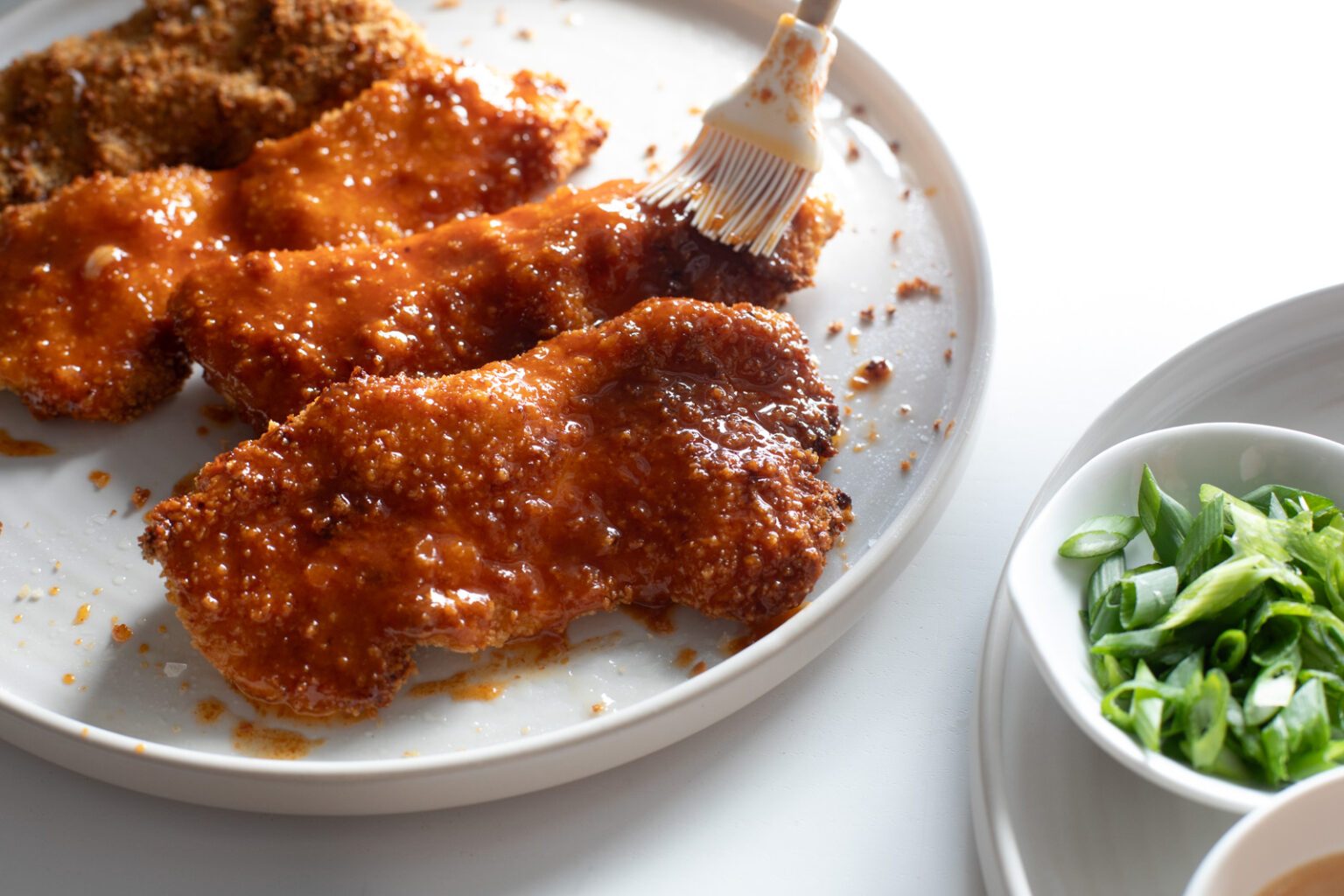Crispy Gochujang Chicken Recipe - Pinch of Yum