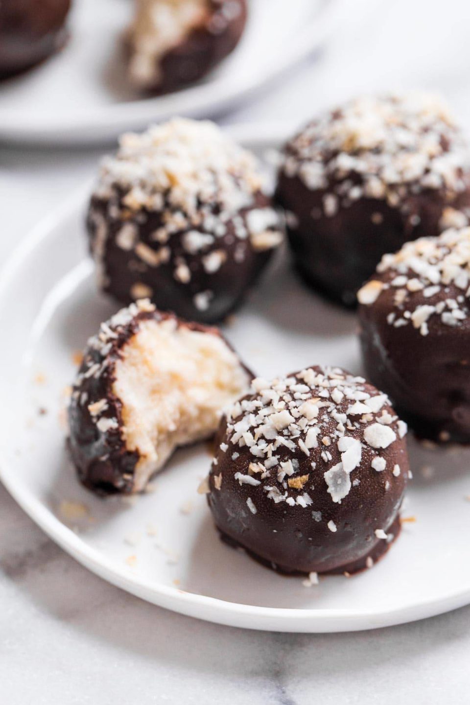 Naturally Sweet Dark Chocolate Coconut Bites Recipe - Pinch of Yum