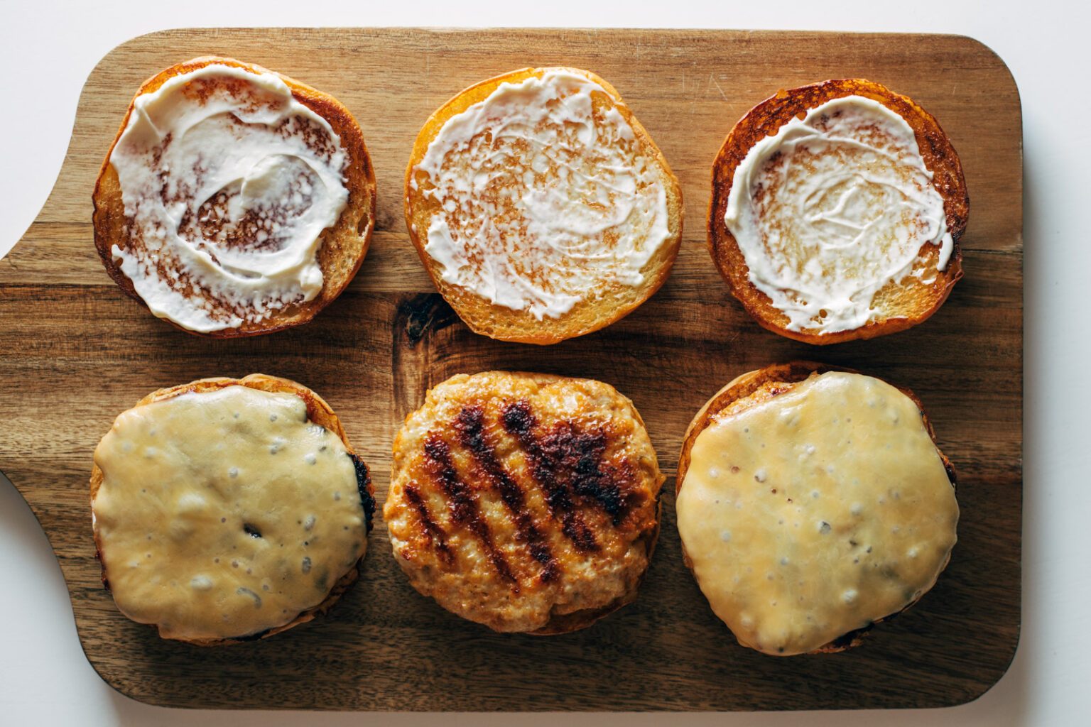 Gochujang Chicken Burgers with Kimchi Bacon Jam Recipe - Pinch of Yum
