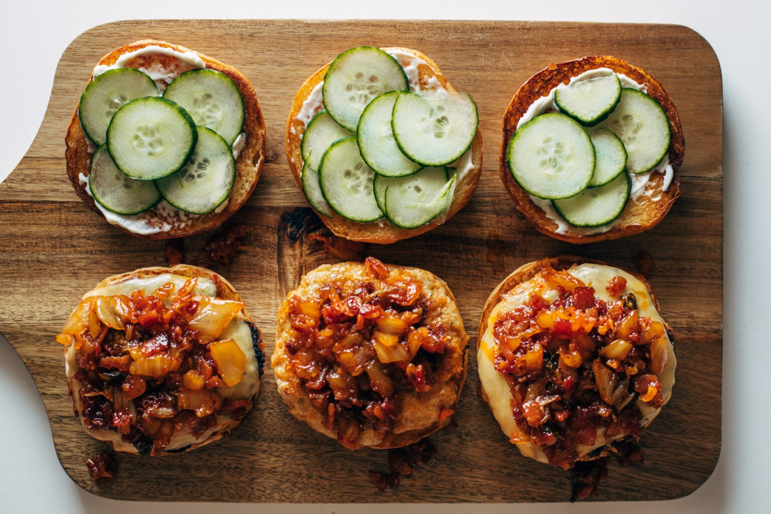 Gochujang Chicken Burgers with Kimchi Bacon Jam Recipe - Pinch of Yum