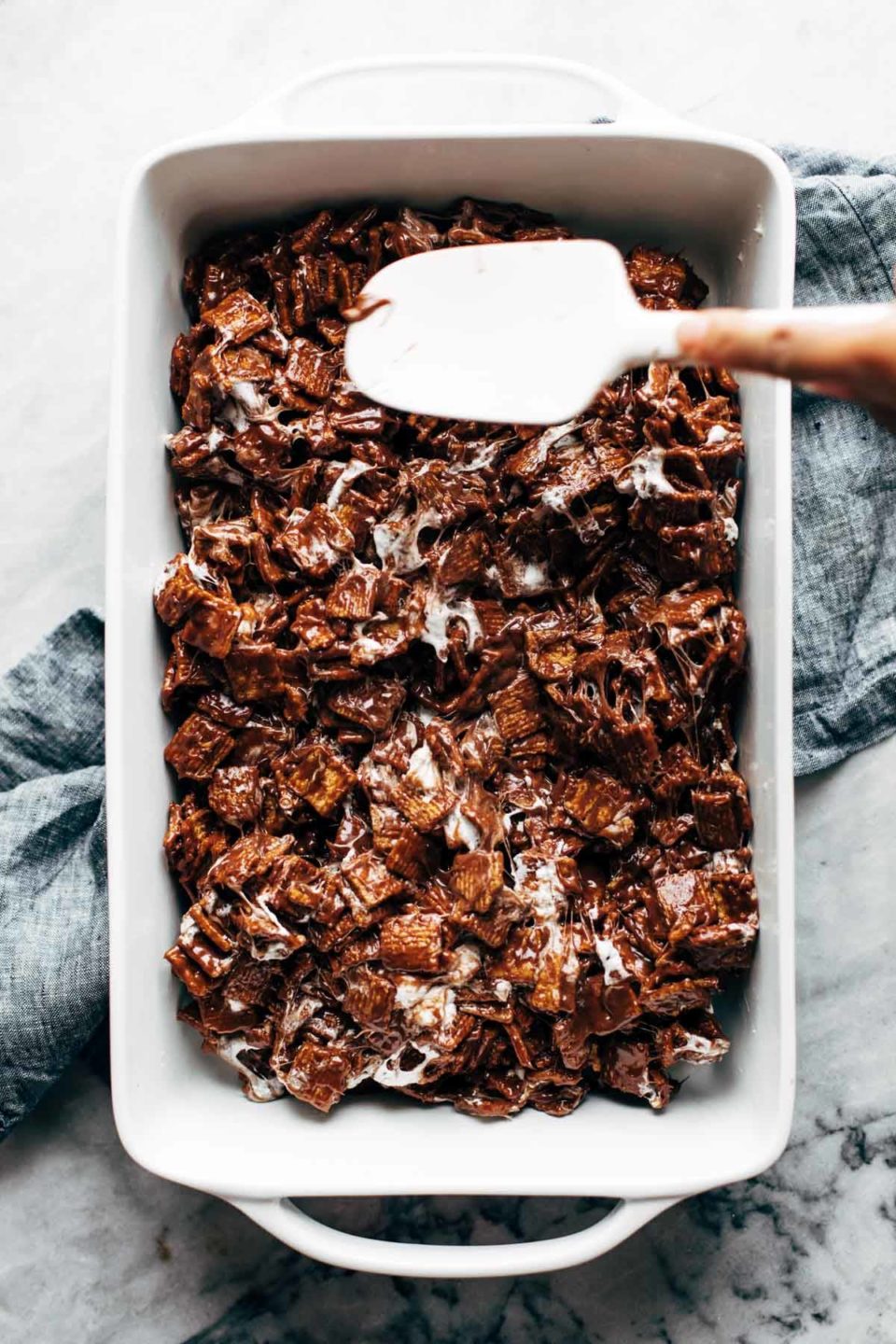 Golden Grahams Bars Recipe - Pinch of Yum