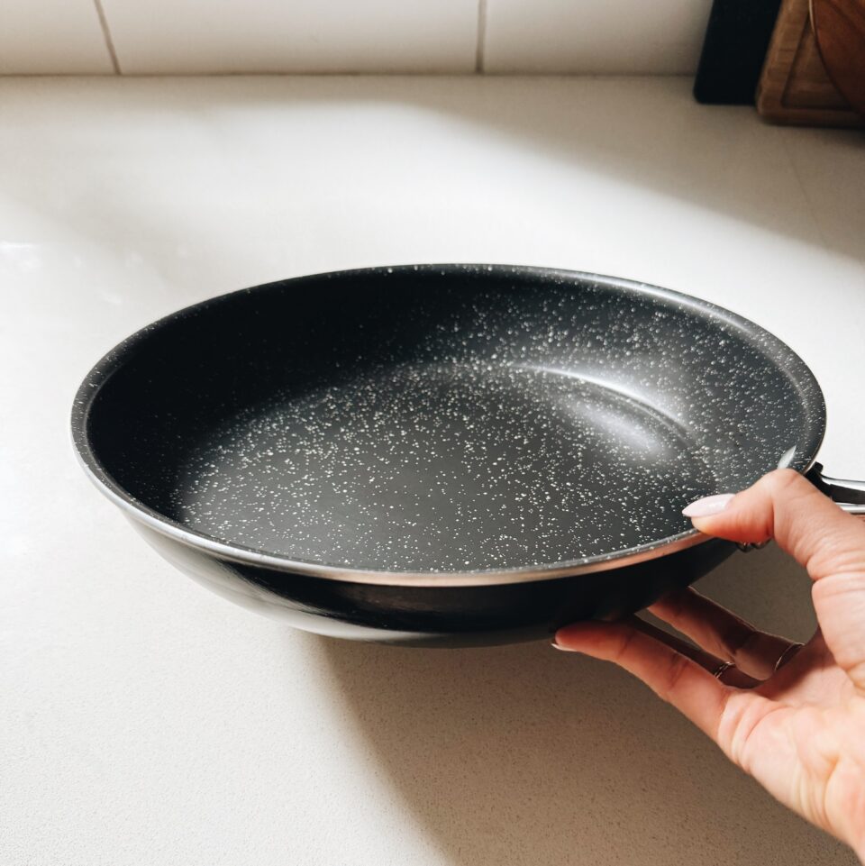 5 Reasons I Love This Healthy Nonstick Ceramic Cookware - Pinch of Yum