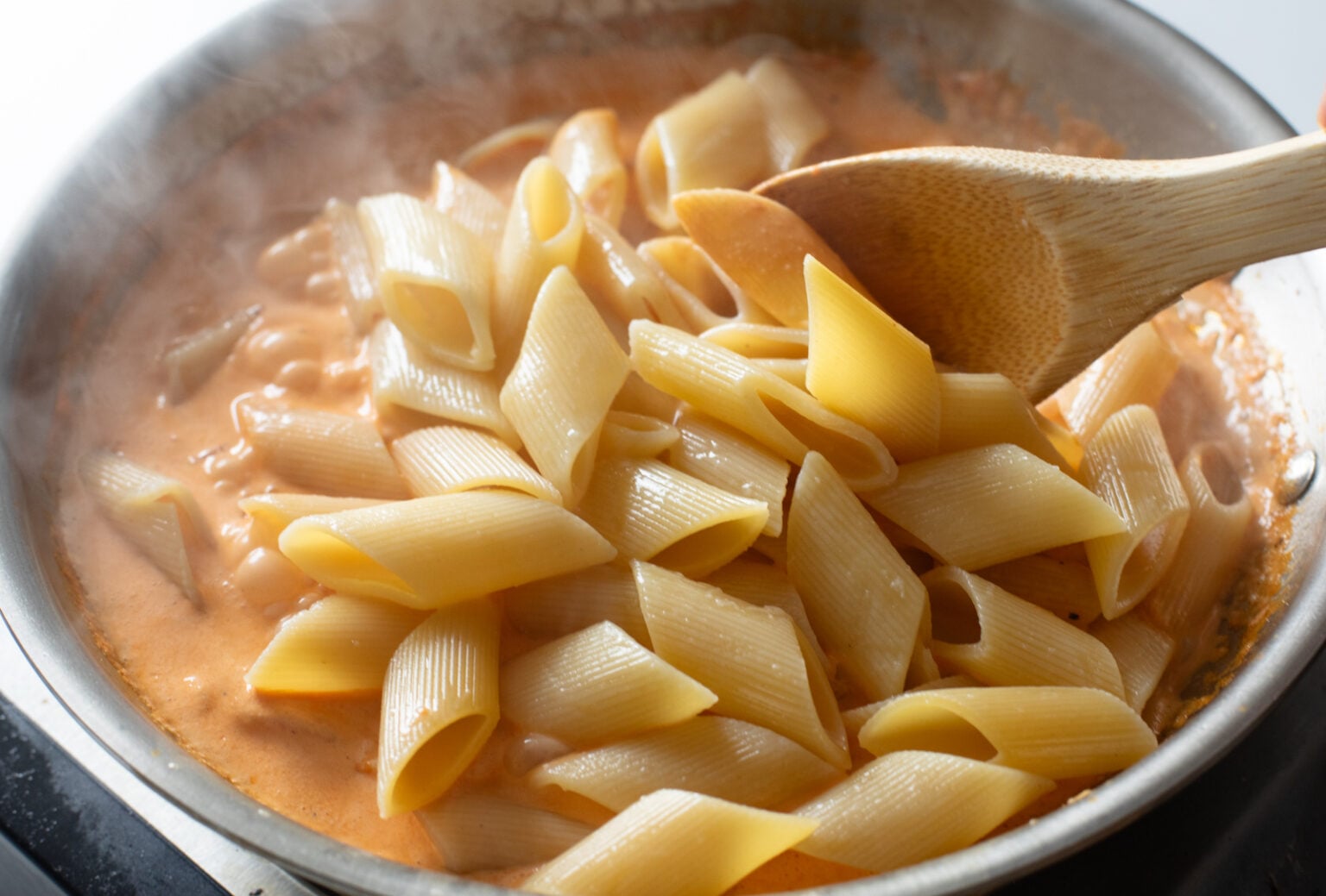 Roasted Red Pepper Pasta Recipe - Pinch of Yum