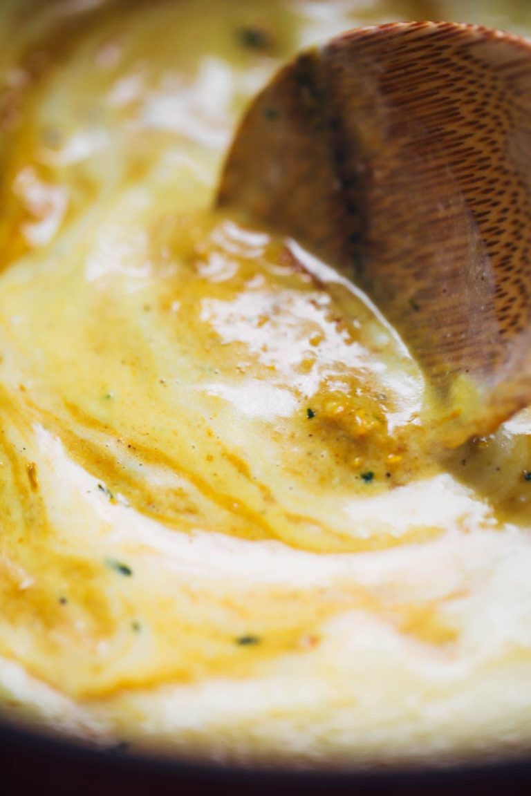 Thai Yellow Curry with Beef and Potatoes Recipe - Pinch of Yum