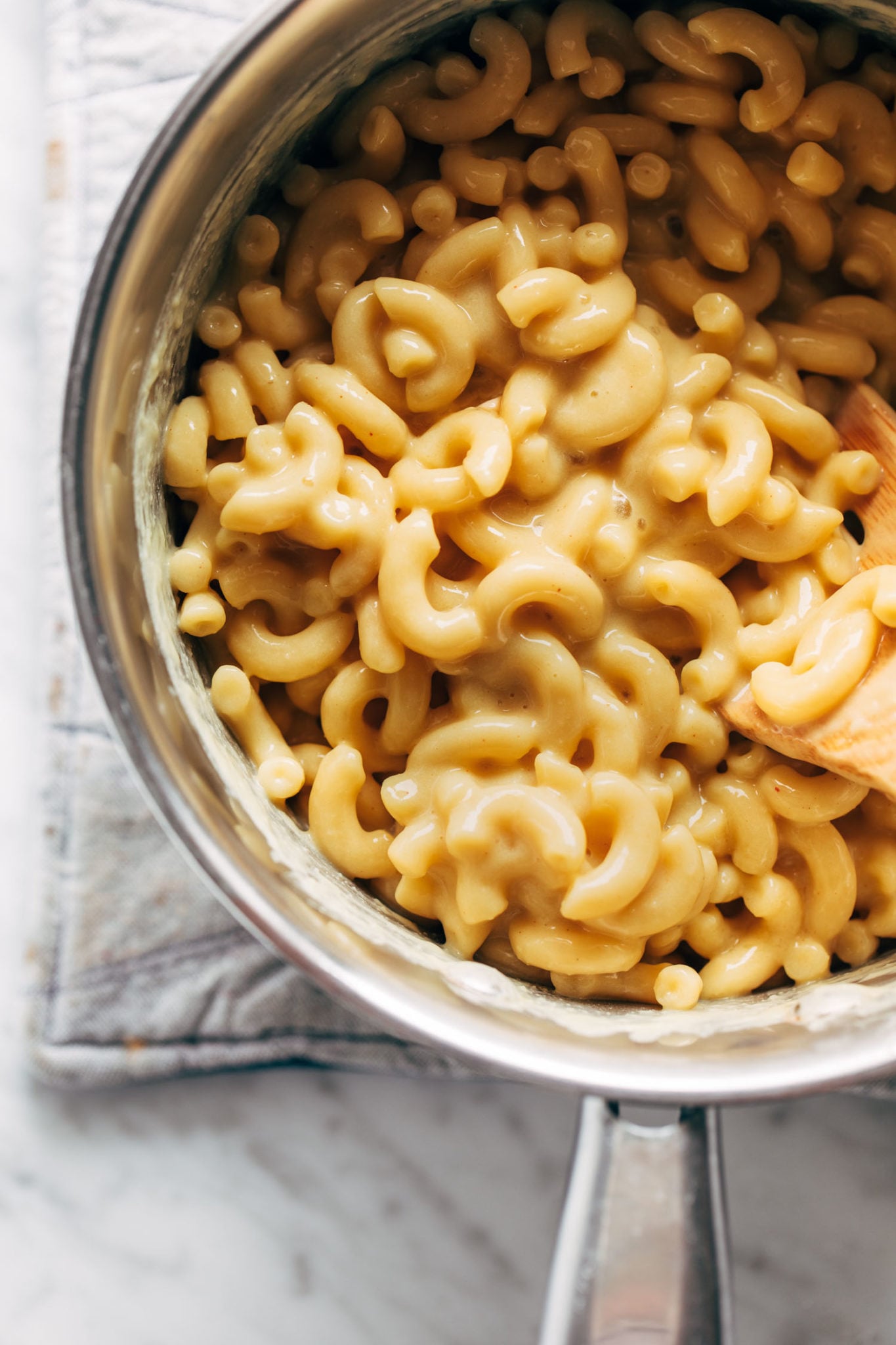 Incredible Vegan Mac and Cheese Recipe - Pinch of Yum