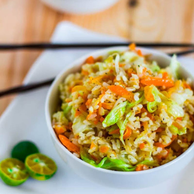 Skinny Garlic Fried Rice Recipe - Pinch of Yum