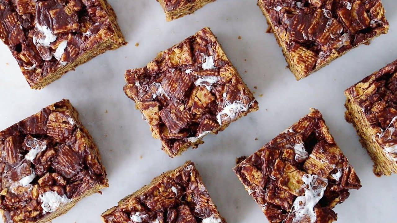 Golden Grahams Bars Recipe - Pinch of Yum